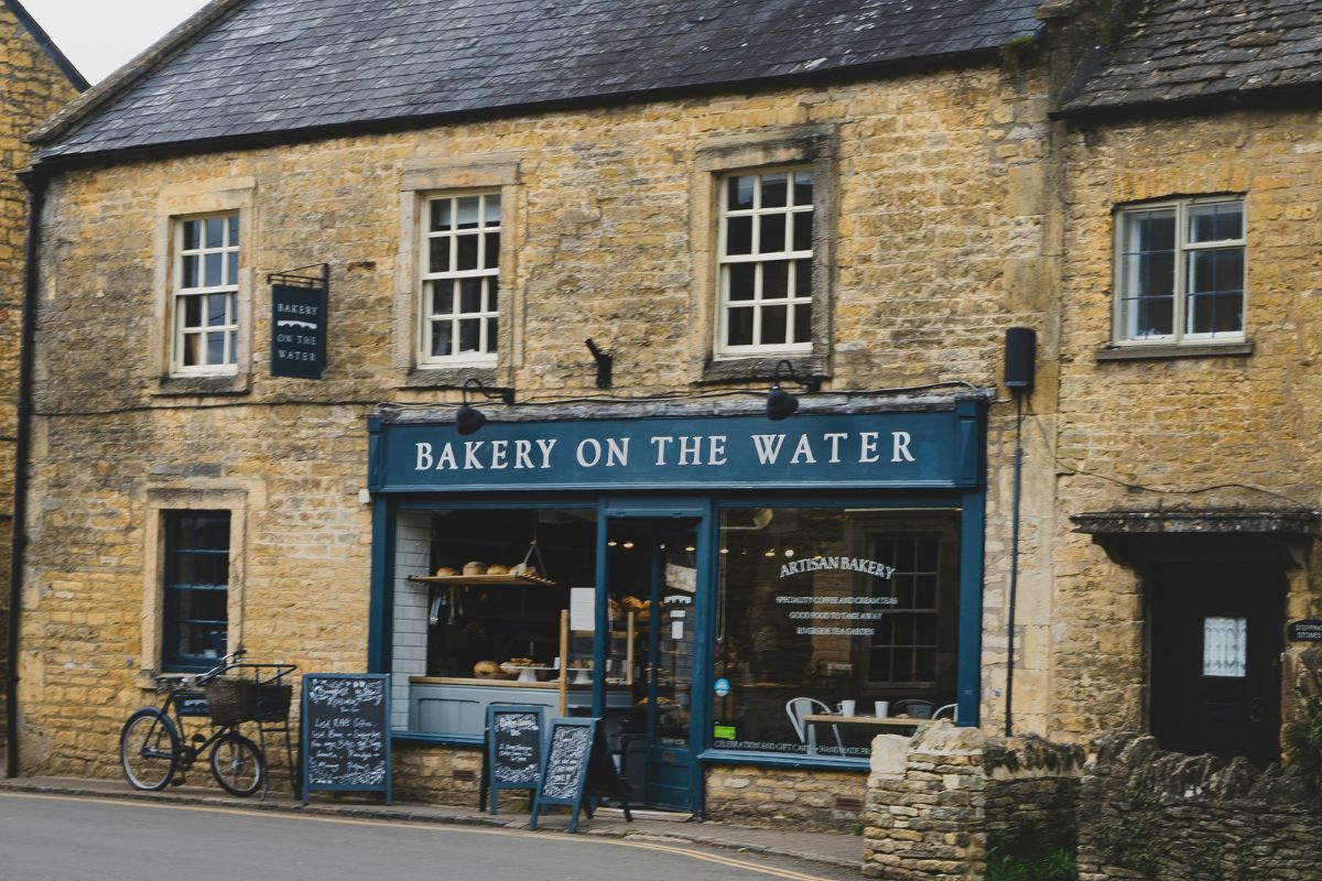 A Guide to Walking the Fosse Way - A Cotswolds Route | Active England